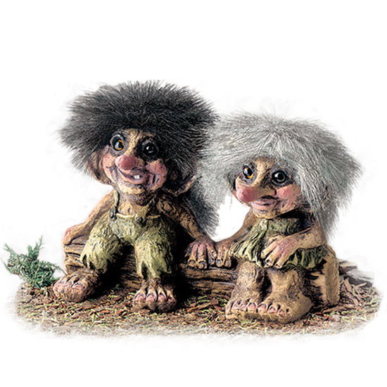 Trollgutt og -pike på stamme - Brødrene Flaarønning